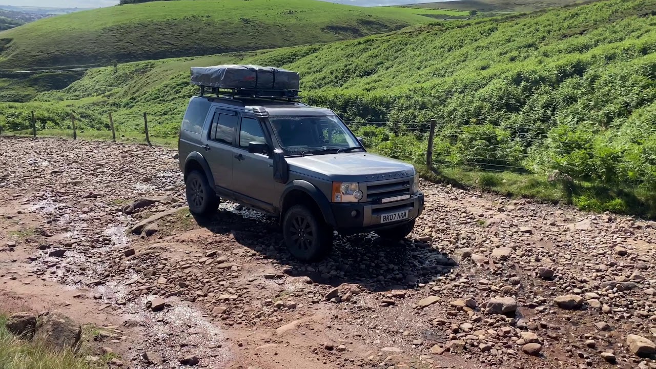 Land Rover Discovery 3 Off Road Peak District Green lanes - YouTube