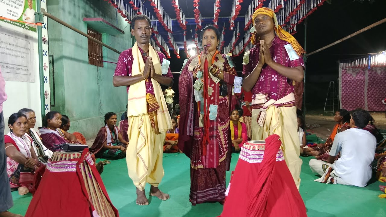 Ghuli Pali ledish Kirtan Udeipali Baithaki Bhaya sahu - YouTube