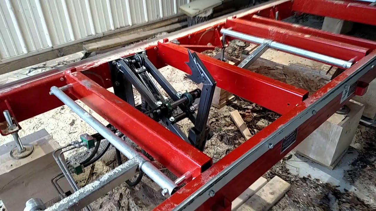 DIY Woodmizer LT-15 wide log turner - YouTube