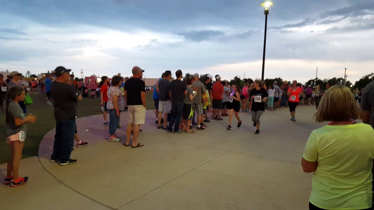 Finished our first 5k - The Rustic Cuff Run! - YouTube