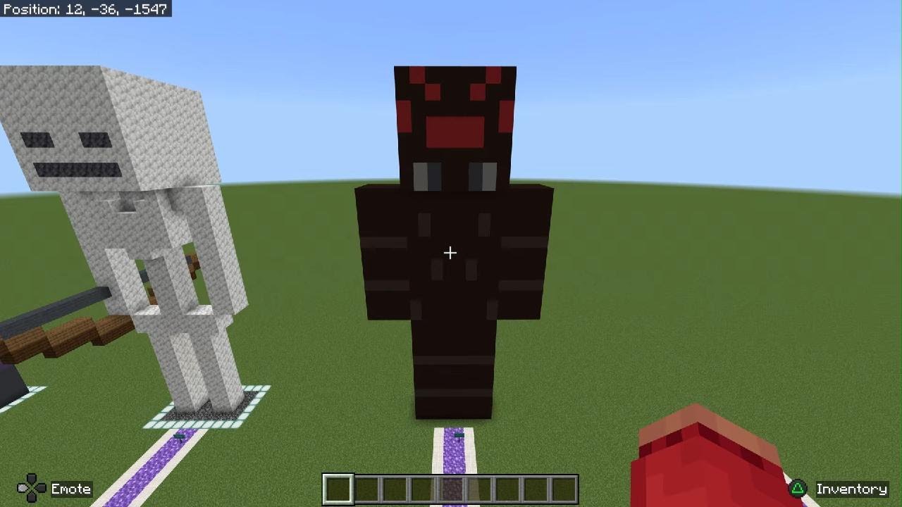 MC Character Statues: Spider - YouTube