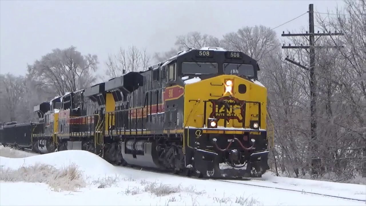 Iowa Interstate BICB with three Gevo's and Rock Island switch job ...