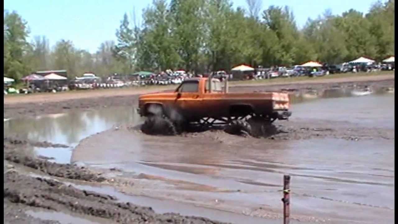 Sweden Swampers 4x4 Mud Bog - YouTube