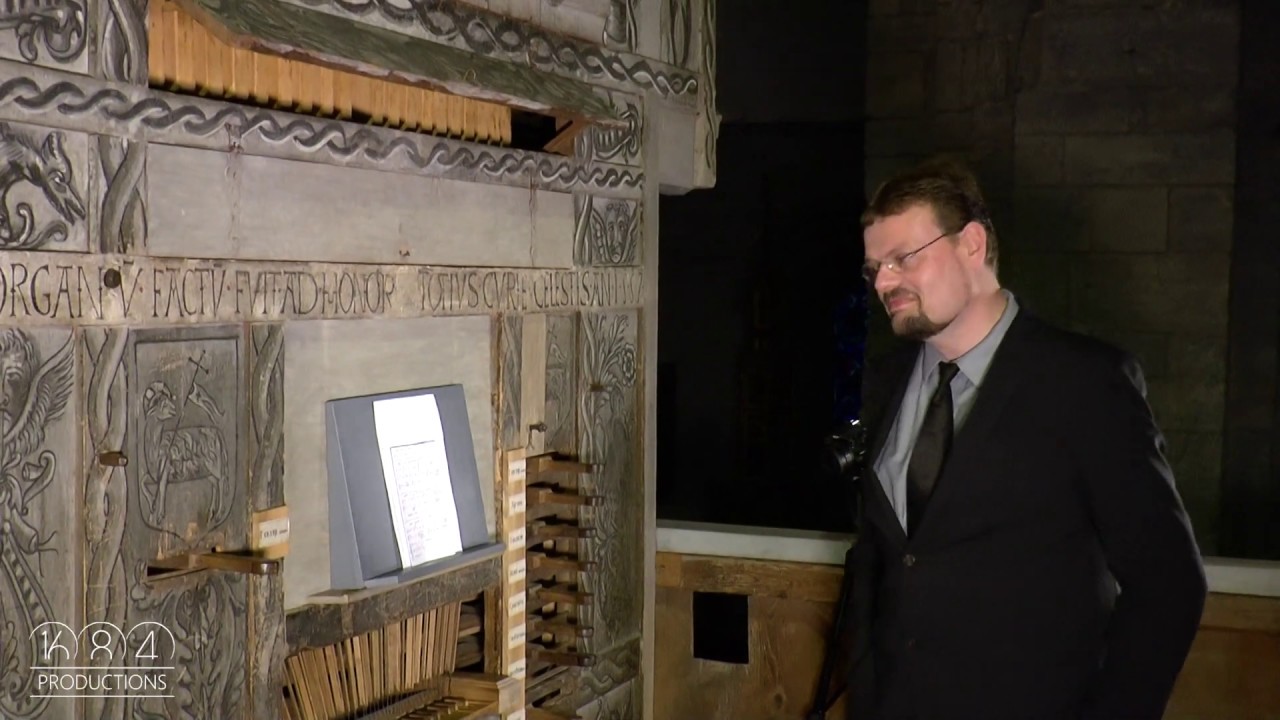 Saint-Savin organ, Sietze de Vries improvises Nun danket alle Gott ...