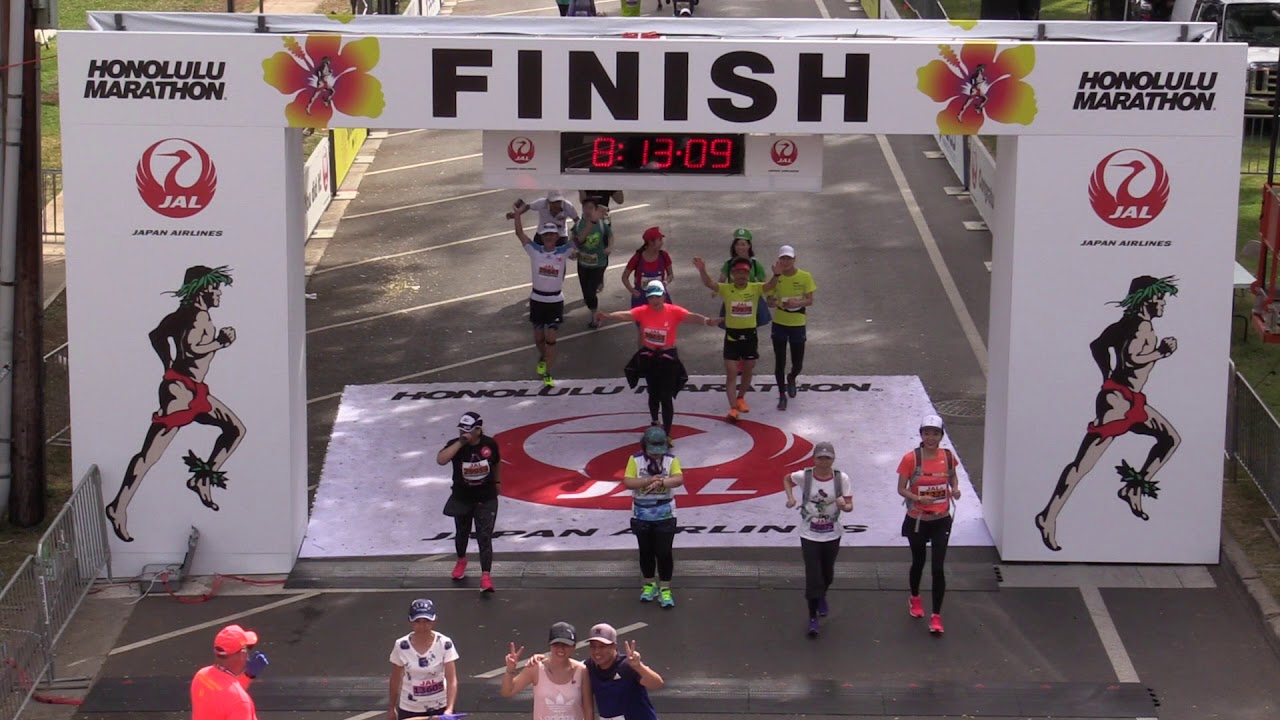 Honolulu Marathon Finish Line Live Video Feed 08:00:00 - 09:00:00 - YouTube