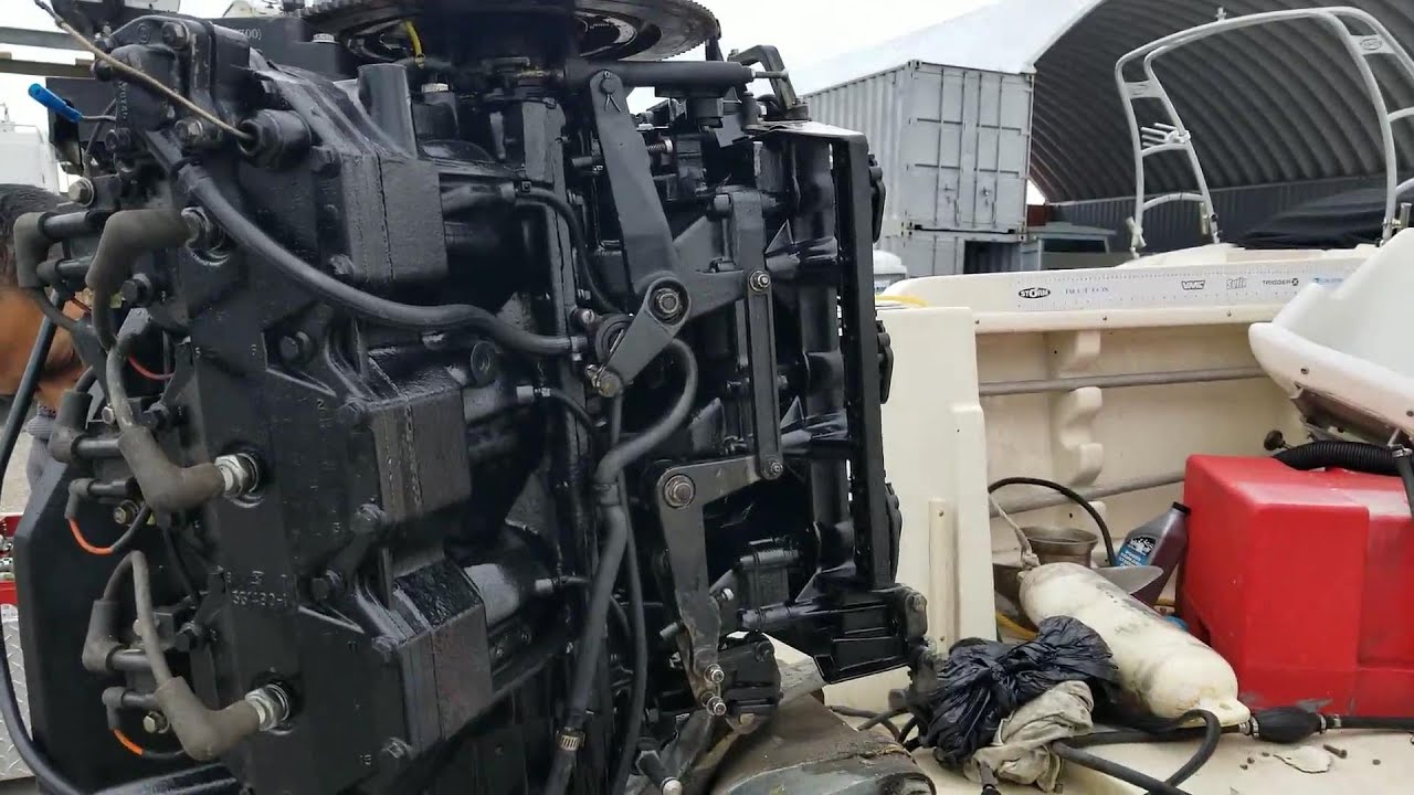 Part 2 Evinrude Rebuild, Motor up and running like a beast - YouTube