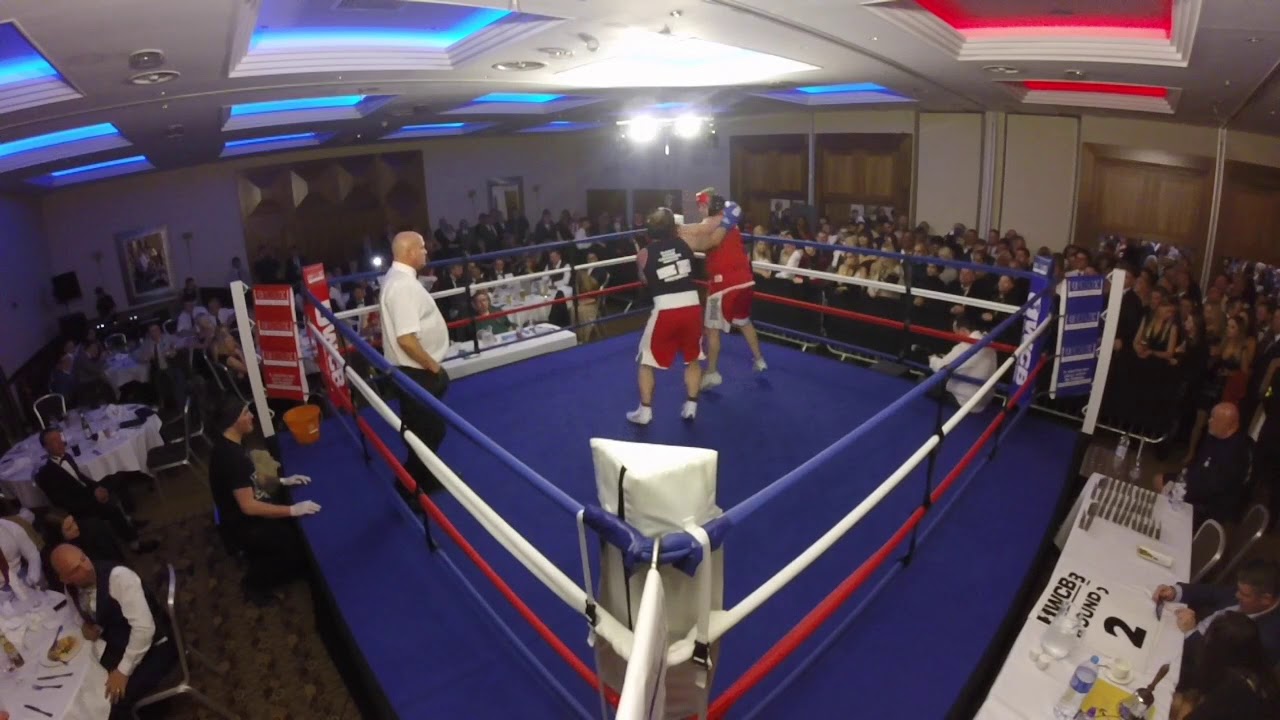 Ultra White Collar Boxing | Crewe | Craig Evans VS Gary Smith - YouTube