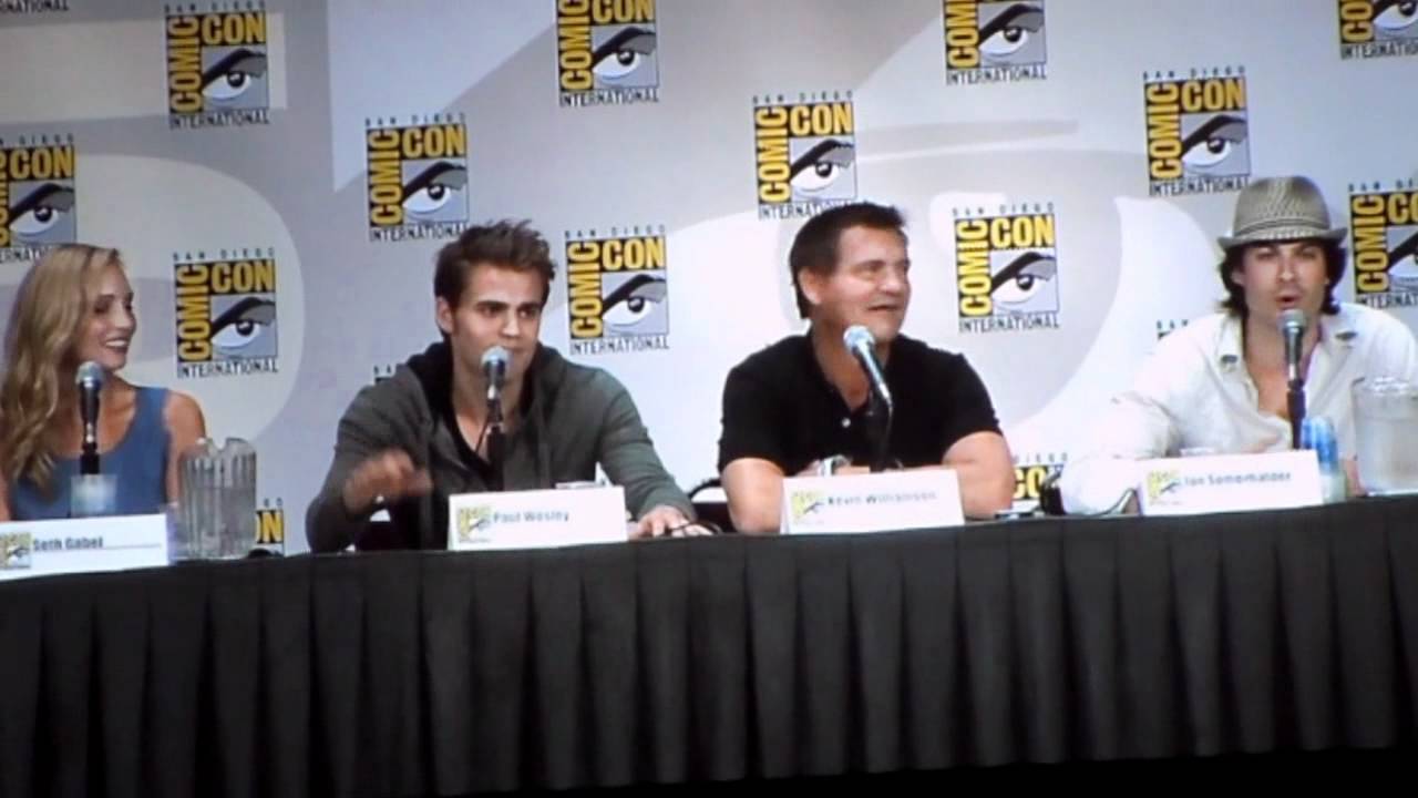 Comic-Con 2011: The Vampire Diaries Panel 3/5 - YouTube