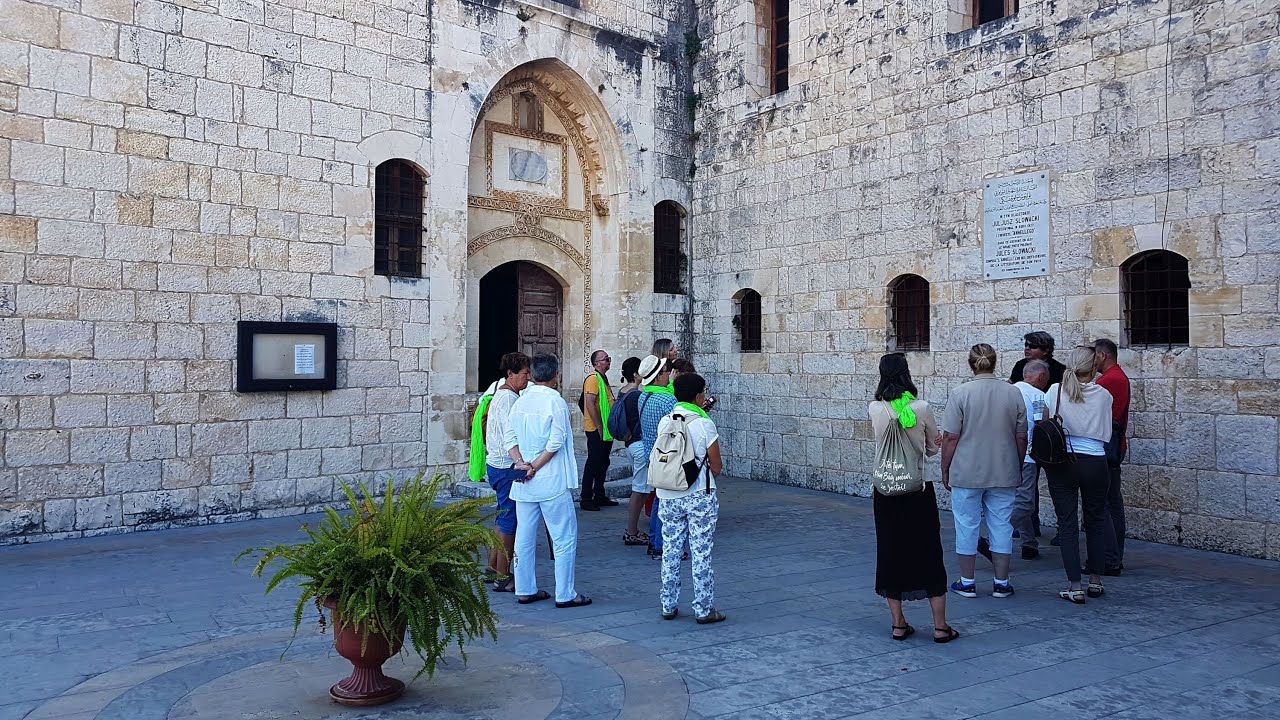 Liban, Ghazir - klasztor św. Antoniego (Betcheszban) - YouTube