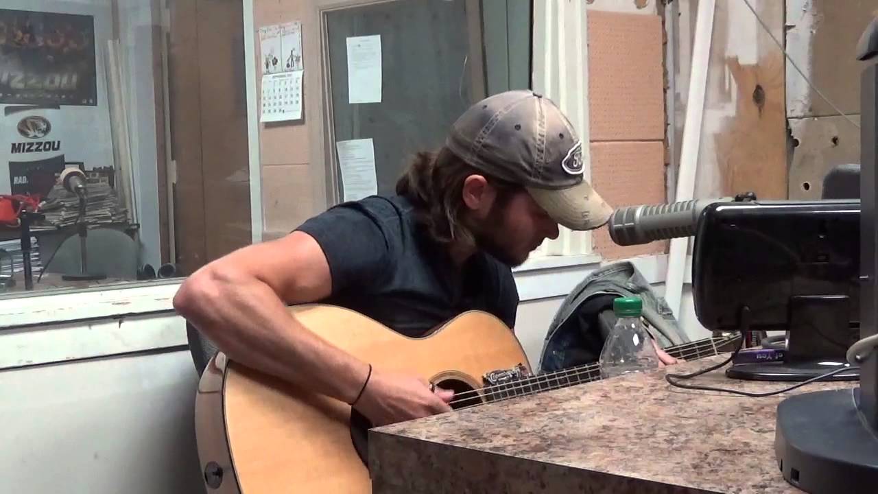 Ben Gallaher Live on Country 96 - YouTube