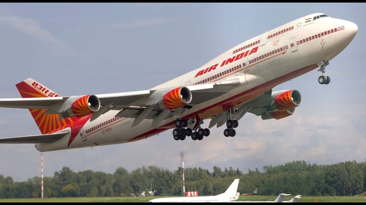 THE MOST DANGEROUS LANDING GIANT PLANE IN THE WORLD EP013 - YouTube