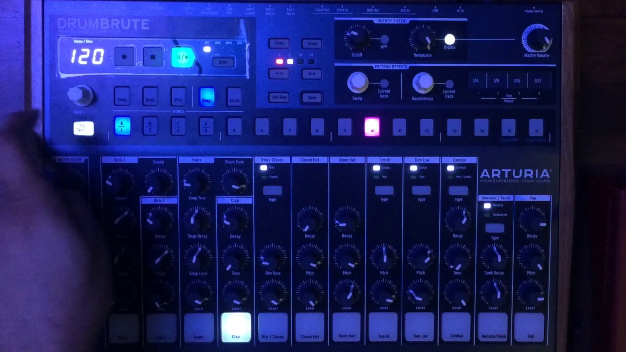 Polyrhythmic Sequencing - Arturia Drumbrute (Longer Demo) - YouTube