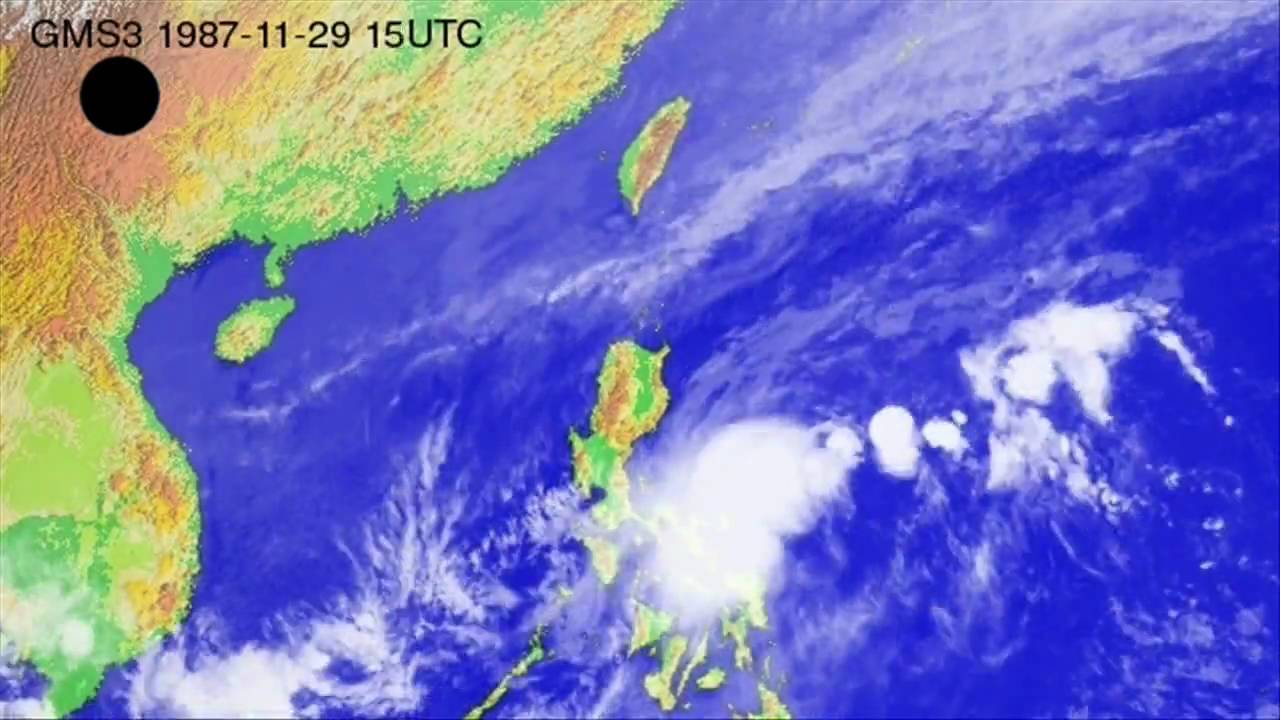 1987 Typhoon Nina (蓮娜) - GMS images - YouTube