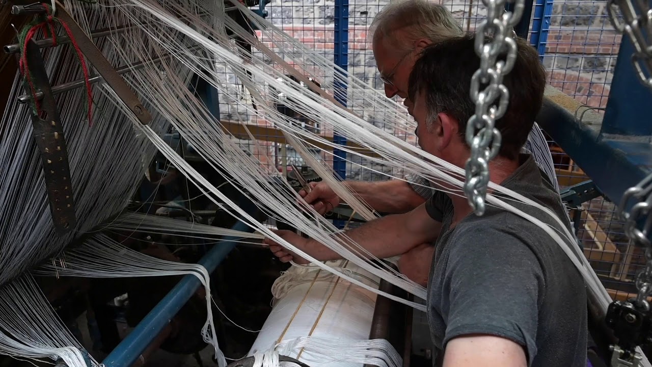 National Wool Museum: 1910 Axminster Gripper Carpet Loom - YouTube