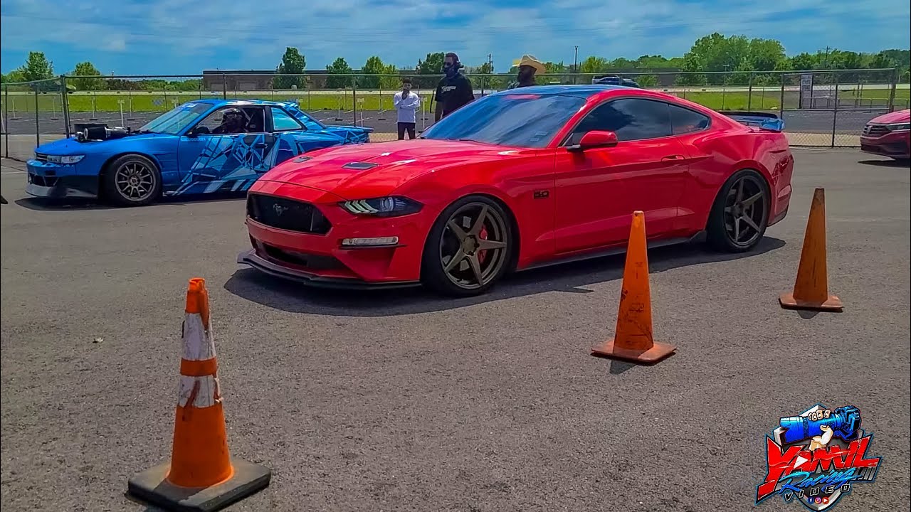 YAMIL RACING VIDEO MUSTANG VS BIG INDIAN DRIFT PITT ROLL RACE - YouTube