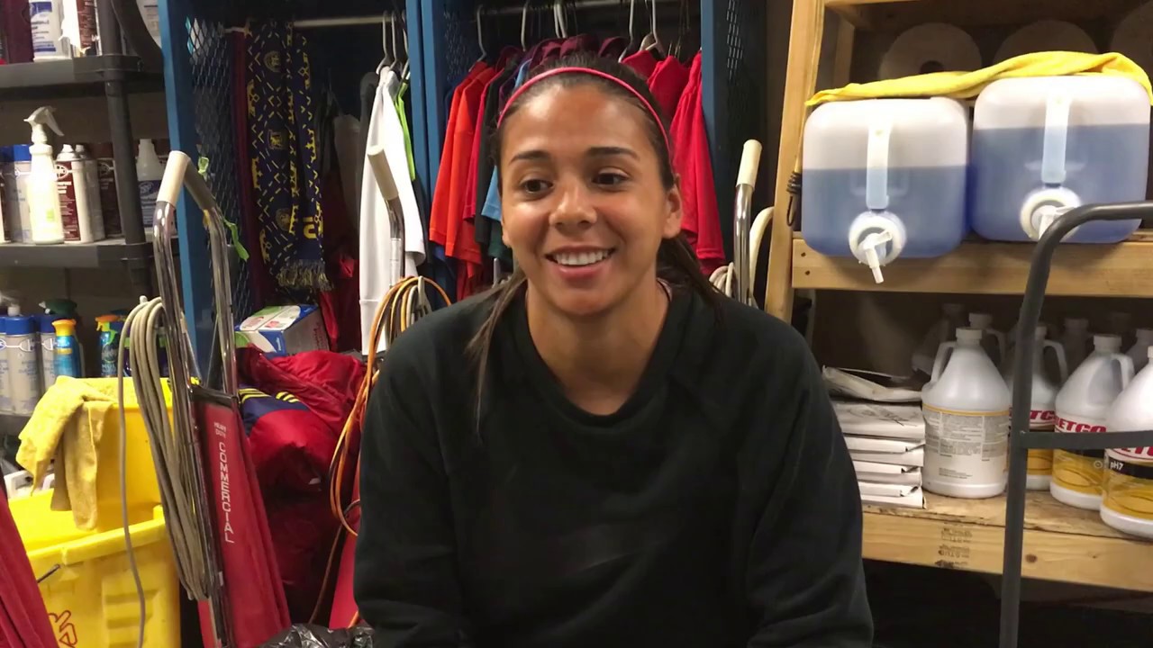 Maria Sanchez speaks about her 1st pro soccer season - YouTube