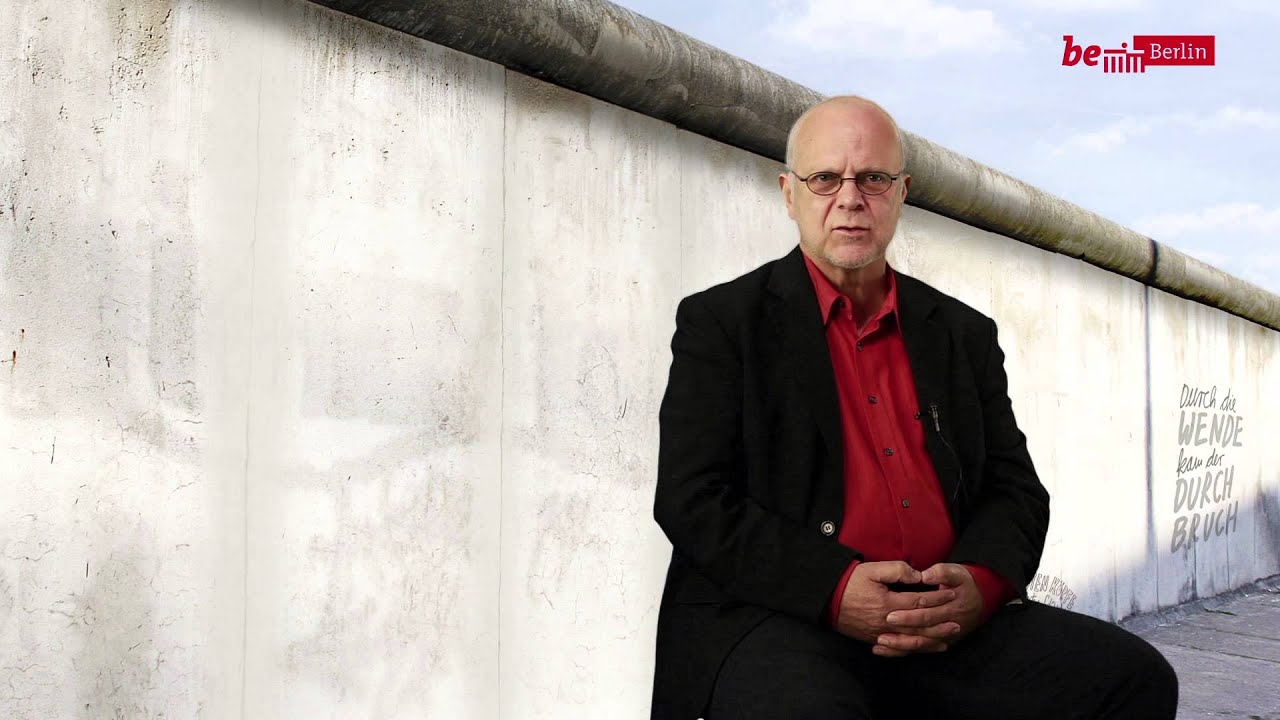 25 Jahre Mauerfall: Georg Strecker, Wintergarten Varieté - YouTube