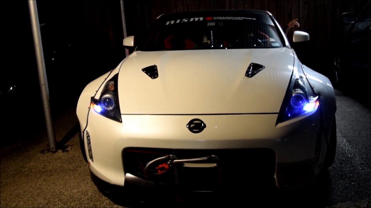 Headlights restoration on the 370z! - YouTube