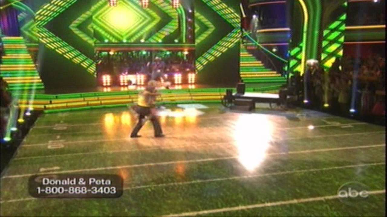 Donald Driver opens Driven Elite fitness site at Hall of Fame Village