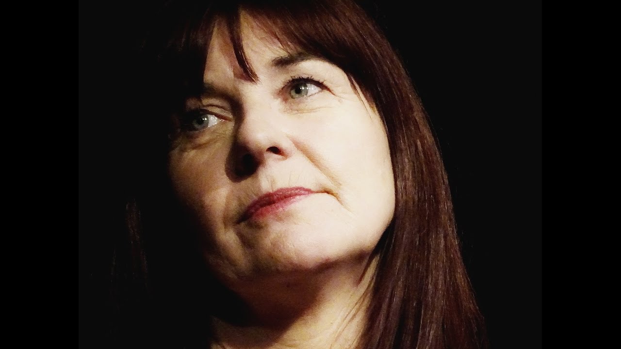 Très portrait /Florence FEYDEL ©Antinéa - YouTube
