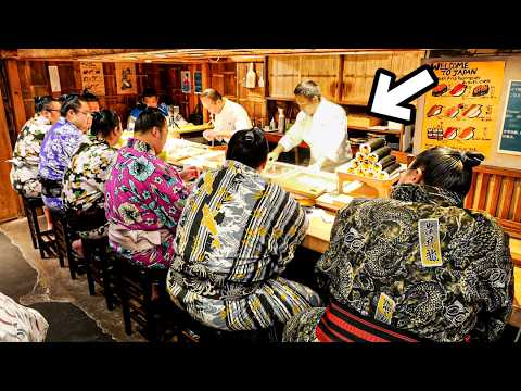 10 Sumo Wrestlers Eat 500 Pieces of Sushi in Tsukiji🍣🍣🍣