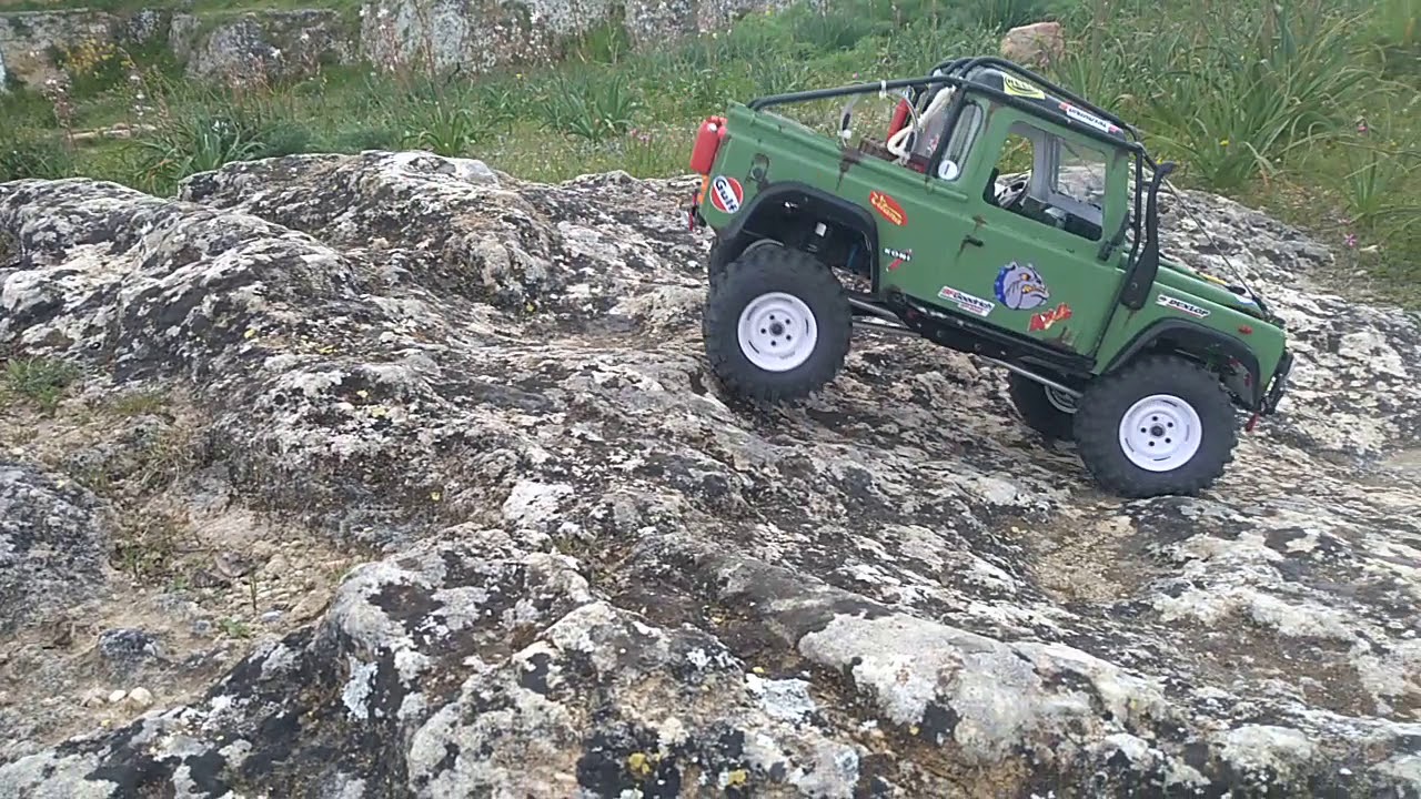 Ftx outback 2 Defender pickup #2... - YouTube