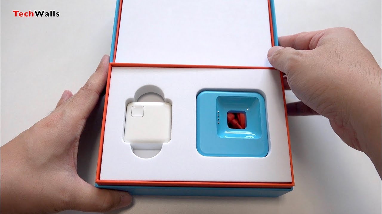 OKU Personal Skin Coach Unboxing - YouTube