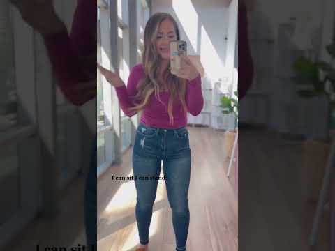 Any one else struggle with their lower belly in jeans?! 🤷🏼‍♀️😳 #tummycontroljeans #bestjeans #jeans