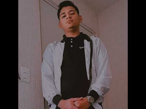 CHUPALO :) está en vivo - YouTube