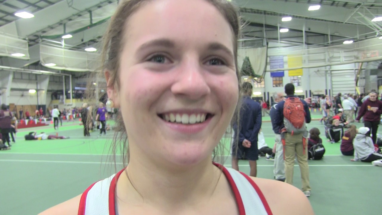 Emily Labbe Wins Hurdles - YouTube