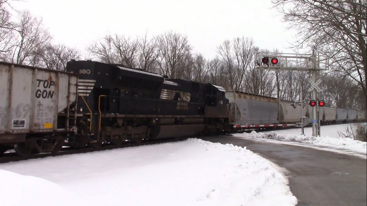 County Road 1000 East Railroad Crossing - NS 8049, 9635, and 1180 in ...
