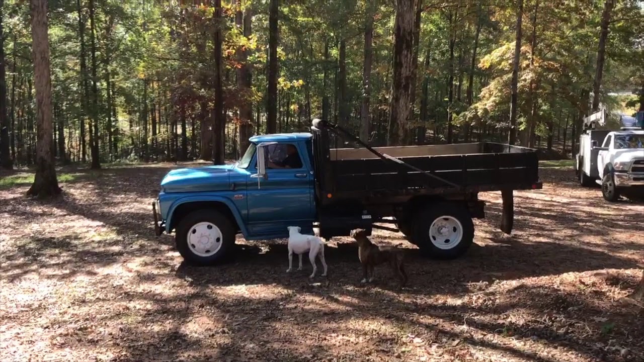 CHEVROLET C60 DUMP TRUCK - YouTube