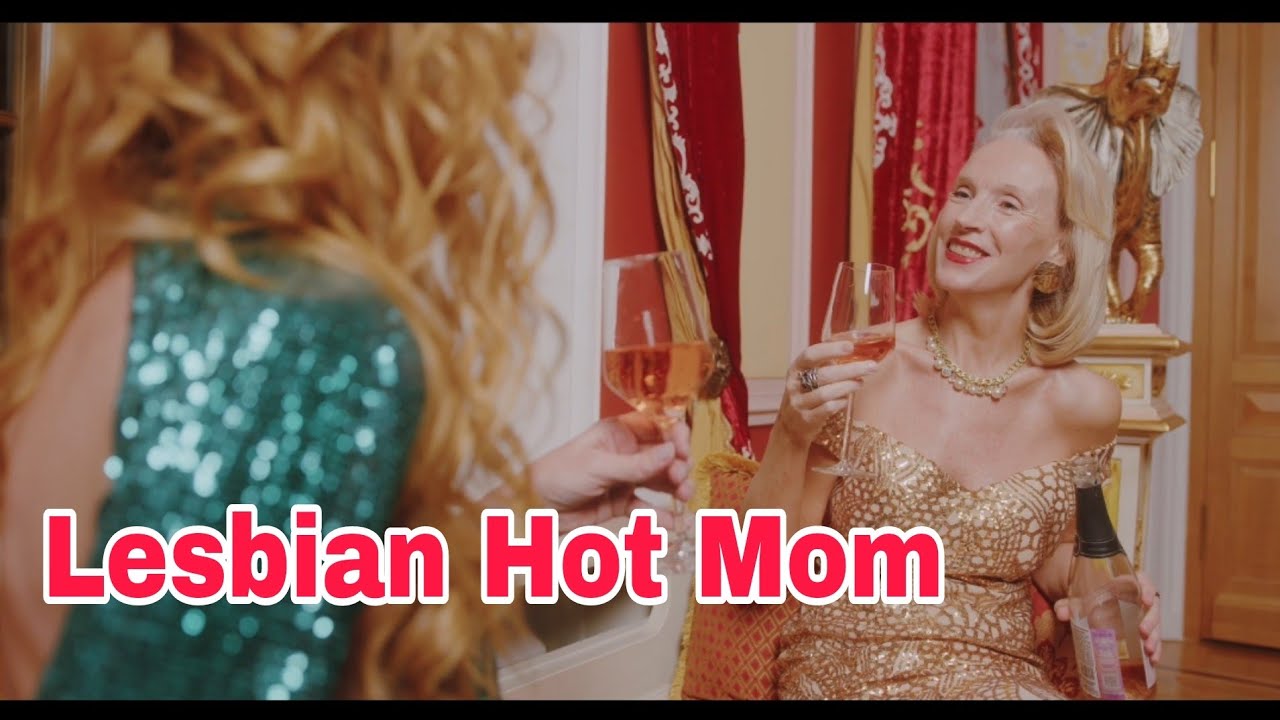 Lesbian Hot Mom || Hot Mom || Lesbian || - YouTube