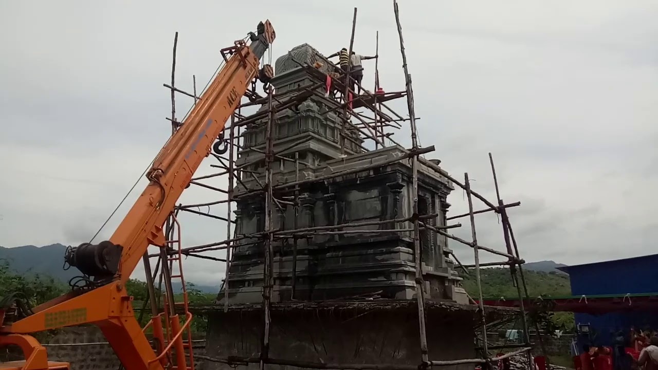 Stone Temple construction - YouTube