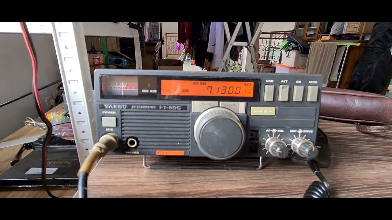 yaesu ft-80c - YouTube