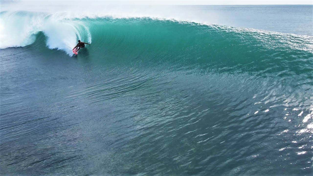Short & Crazy Slab - Surfing Bali - YouTube