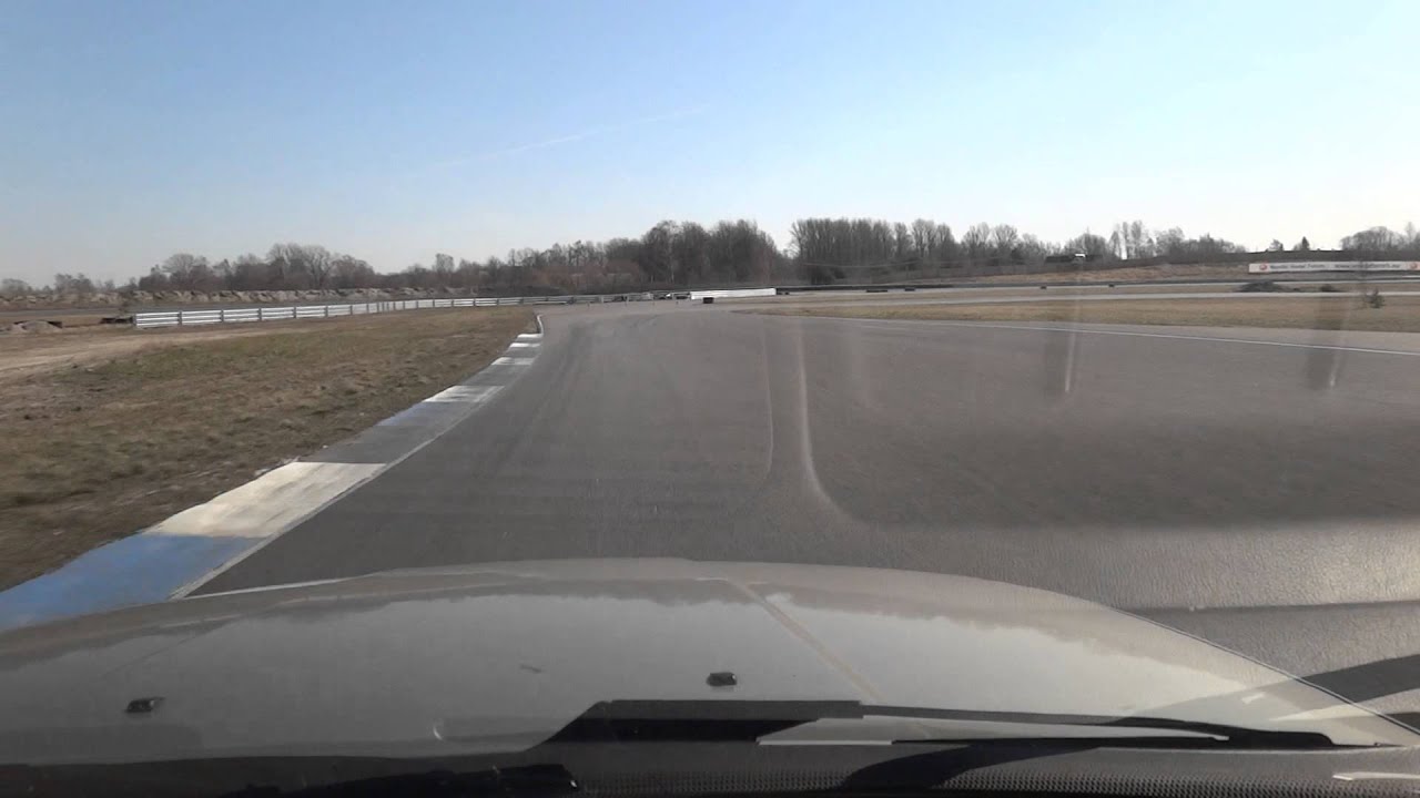 BMW E34 Audru ring 18.4.2014 - YouTube