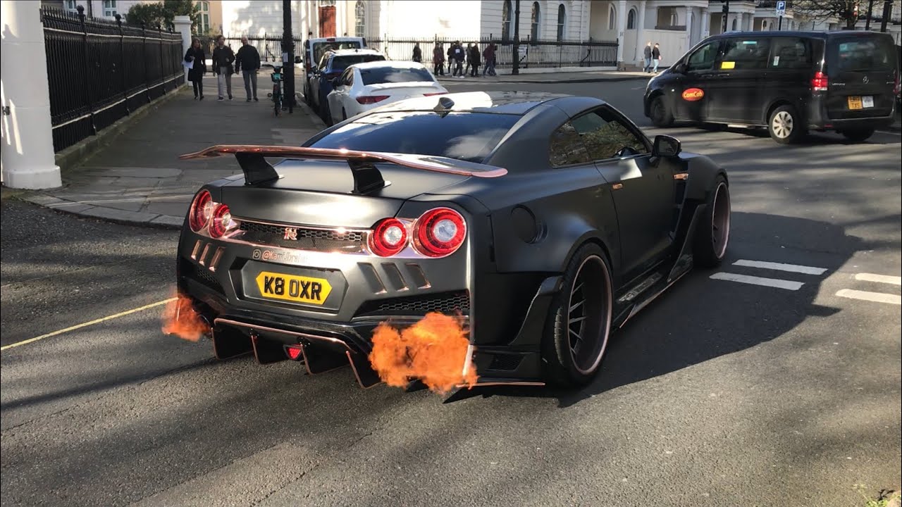 Nissan GT-R FLAME Shooting LOUD Exhaust SOUND, BIG Revs ...