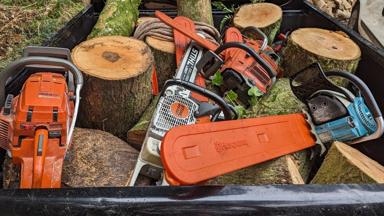 Big Chainsaws in Big wood with professionals. Husqvarna 394xp - 181se ...