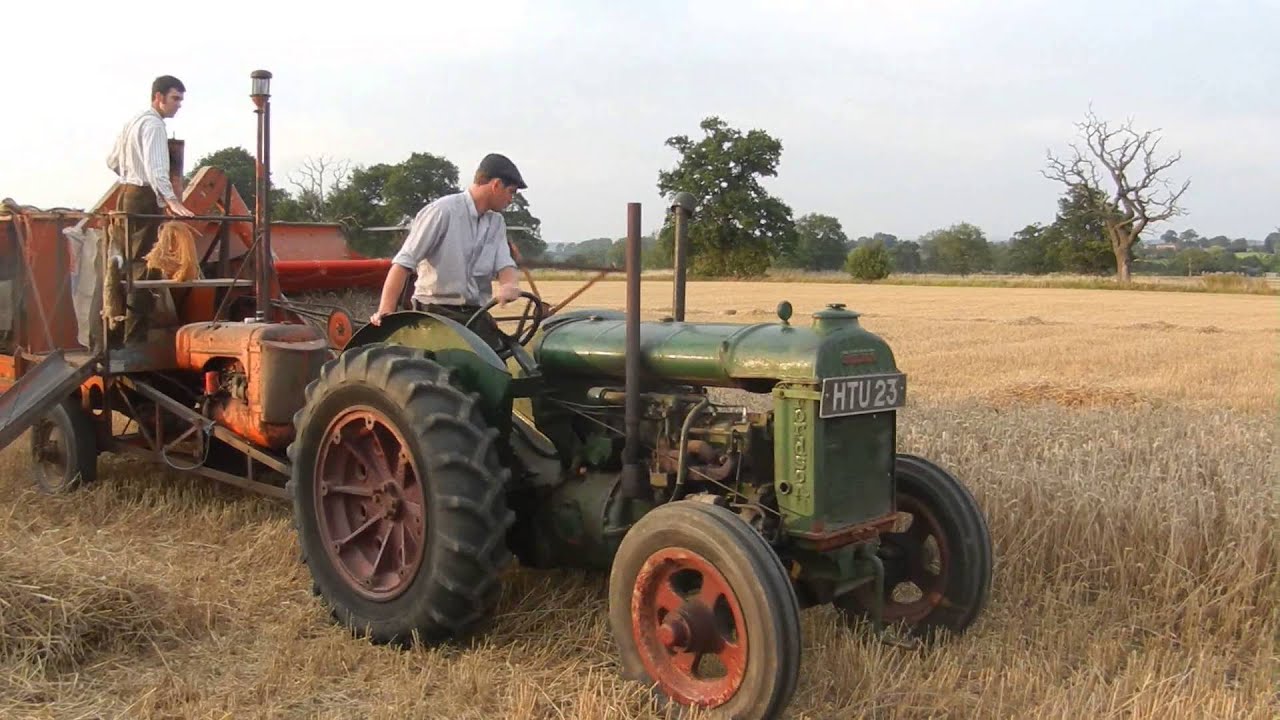 Allis Chalmers All Crop 60 Combine - YouTube