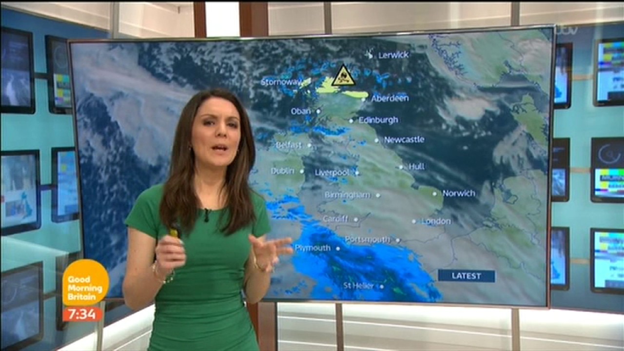 Laura Tobin GMB Weather 2017 03 01 - YouTube
