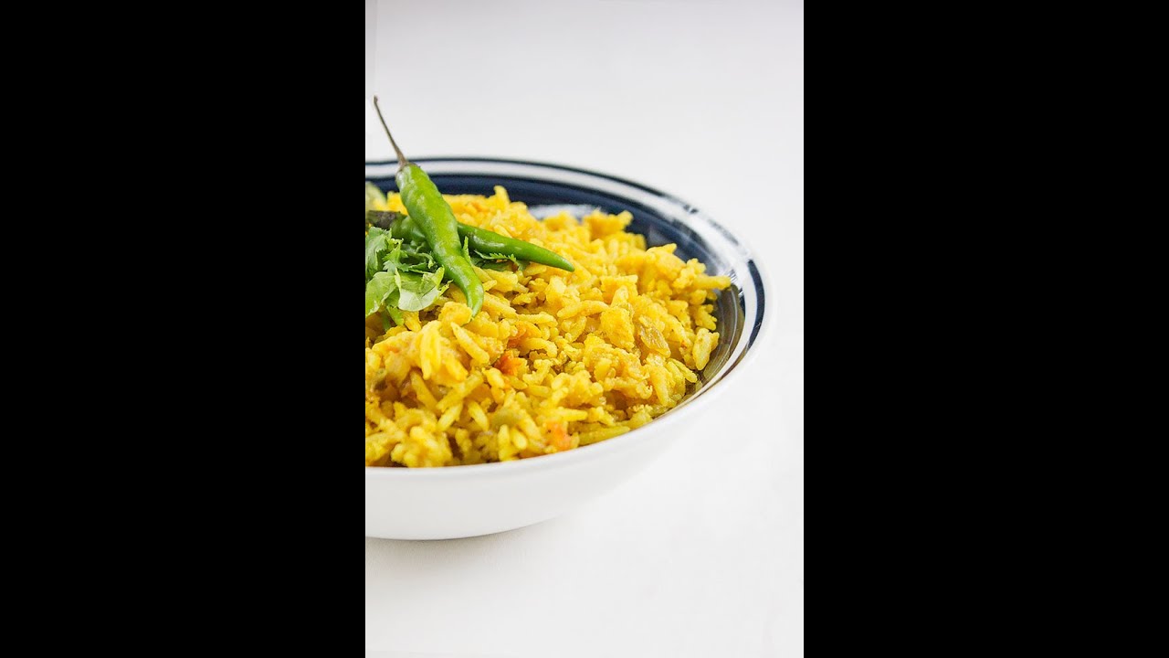 Pakistani Khichdi Recipe By Food Bash - YouTube