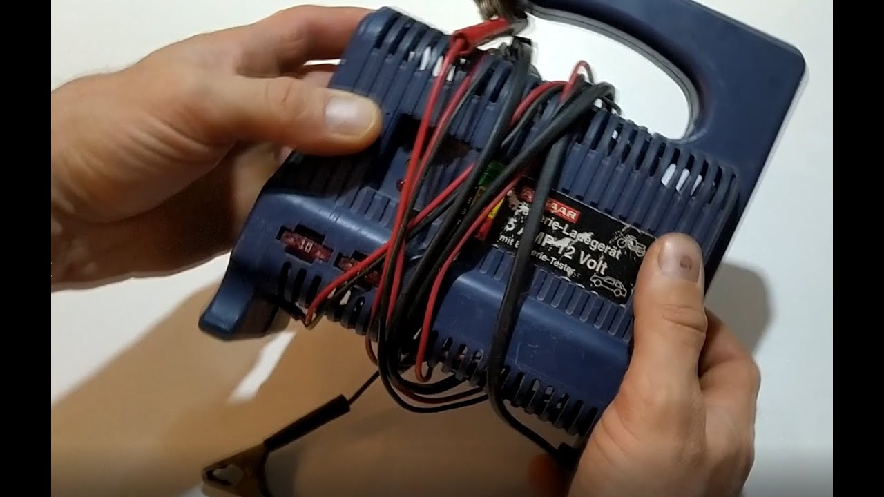 Battery charger repair - YouTube