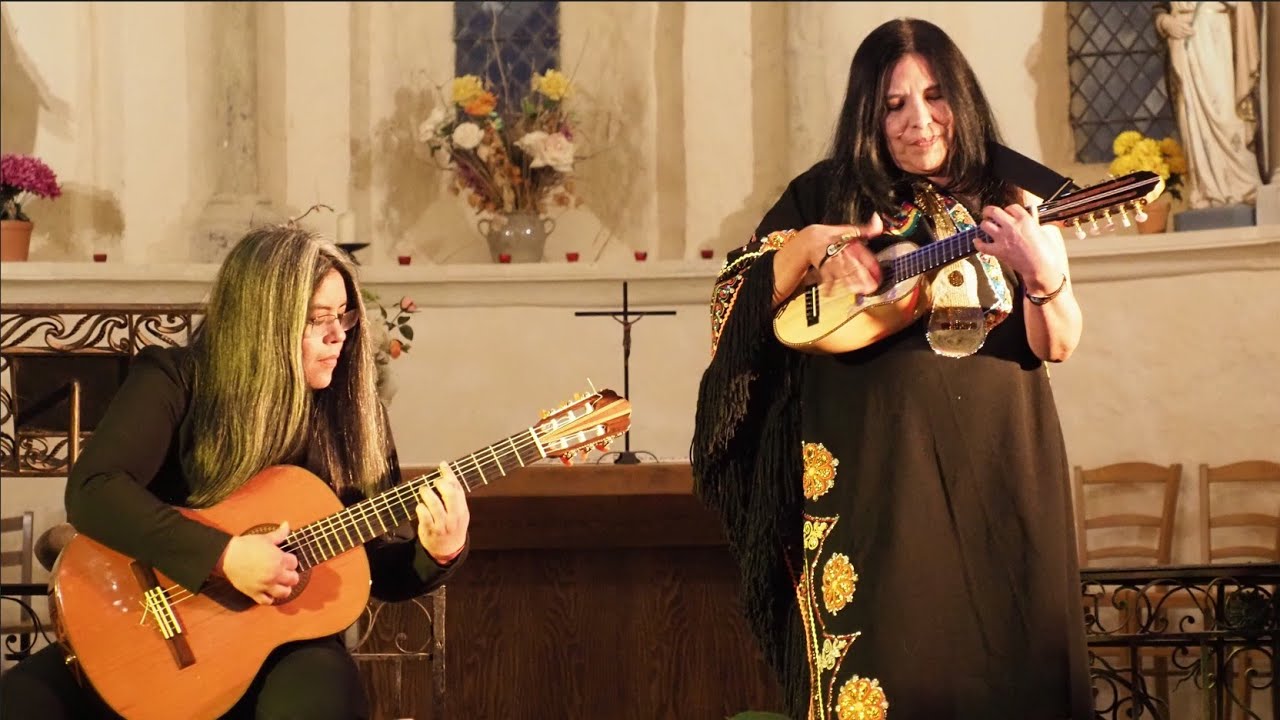 Flor Isabel VILLAROEL y Rosario PEREDO - Novia Santa Cruz (Carnaval ...