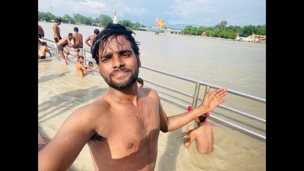 Haridwar live गंगा स्नान🙏🔱Sumit vlogs121 is live - YouTube