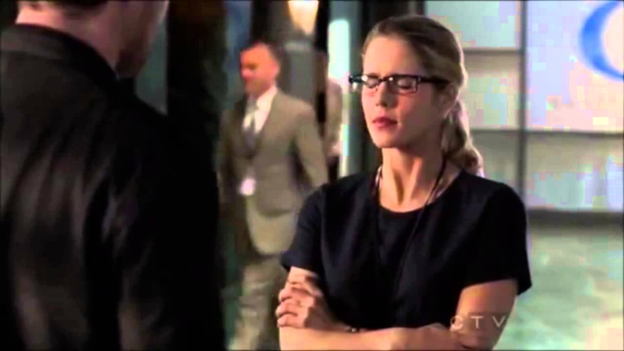Olicity - Best of Felicity Smoak - S1 - YouTube