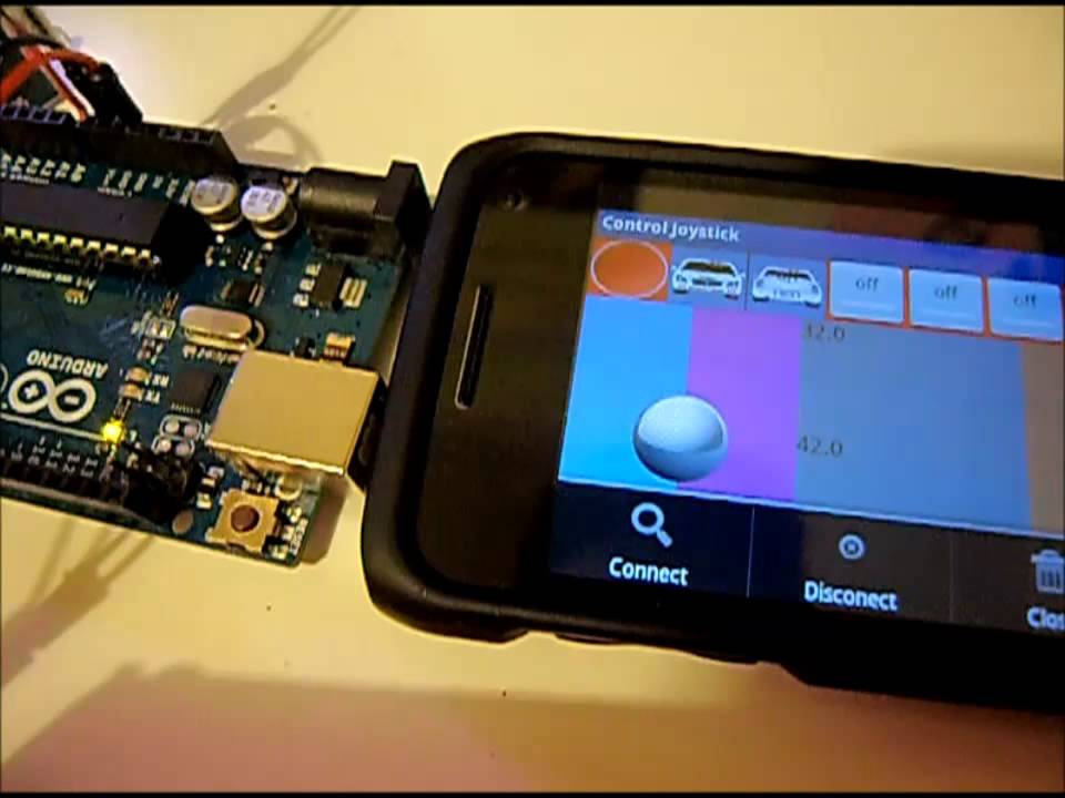 Android App receiving data from an Arduino - YouTube