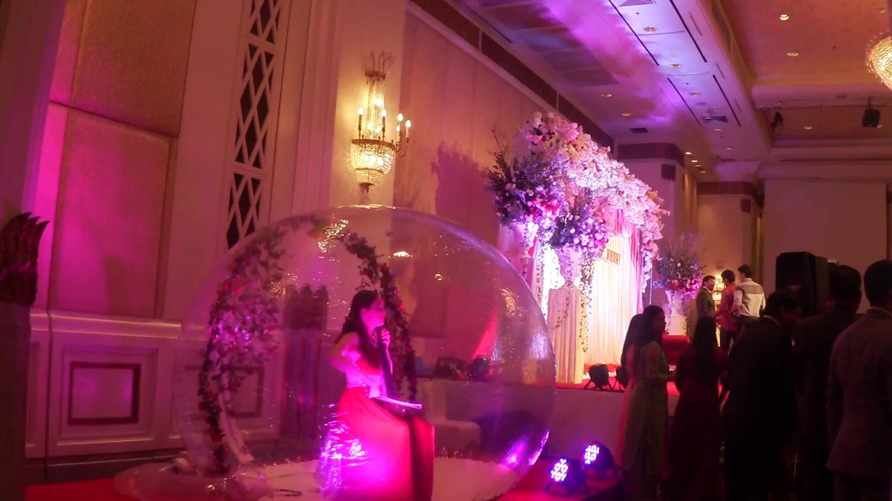 Bubble Act Musician in a bubble Electric cello - All Rise Event ...