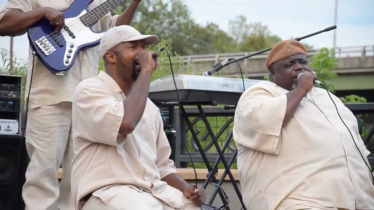 Just Friends Show Band at the River Walk - YouTube