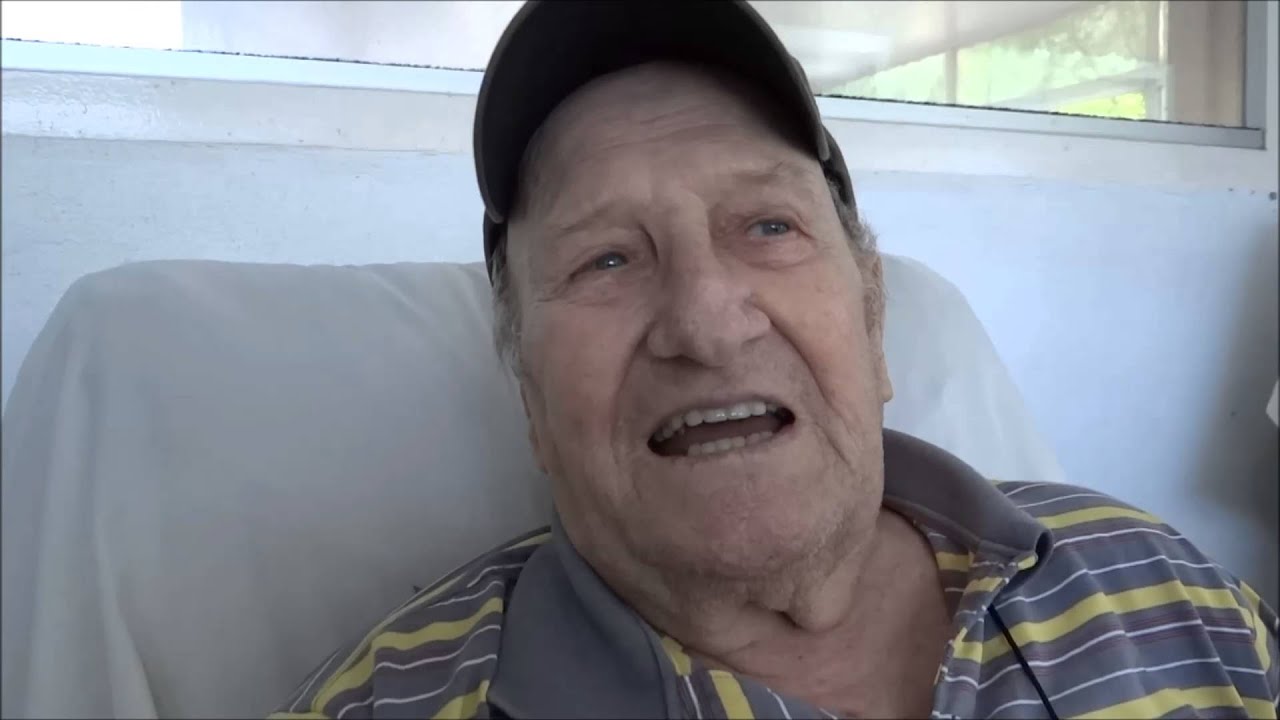 KURT HOFSTÄTTER - Mein liebchen hat ein etwas... - YouTube